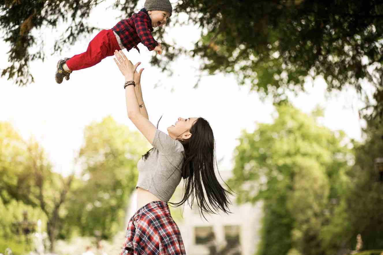 The Secret of Bird Feathers - What's a Feather Look Like Under a ...